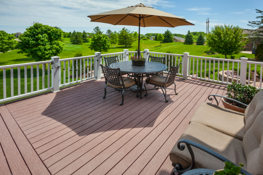 7 Simple Tips for Superior Deck Design and Safety | RISMedia\'s Housecall